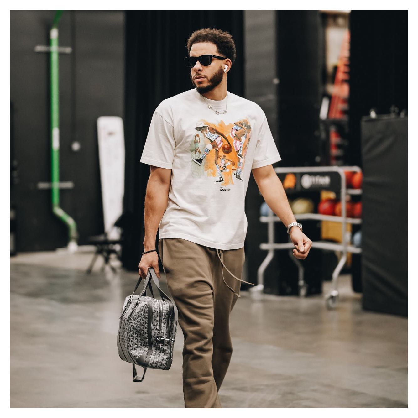 Spotted: Seth Curry Wearing The World Famous Tee – UNDRCRWN Shop